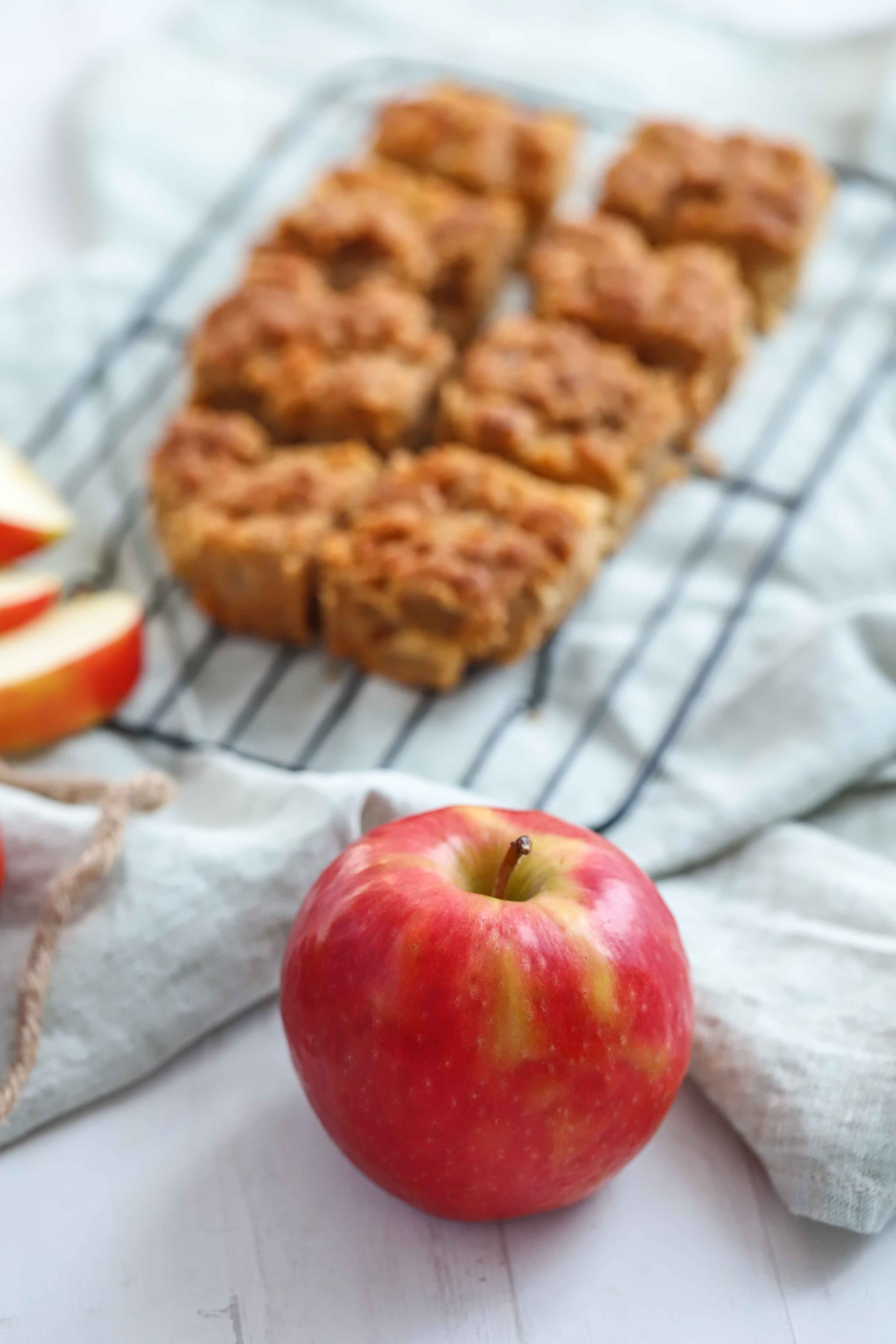 Apple Cake | 5-Ingredient Recipe | RunBuzz