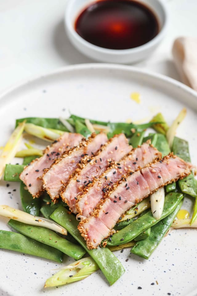 Sesame Crusted Miso Tuna | 5-Ingredient Recipe | RunBuzz